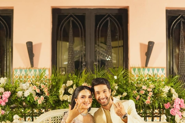 Daniyal Khan announces engagement, wins fans’ attention - Minute Mirror